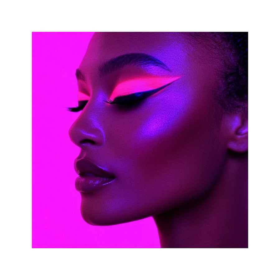 UV Glow Vegan Liner Pen – Ashunta Sheriff Beauty
